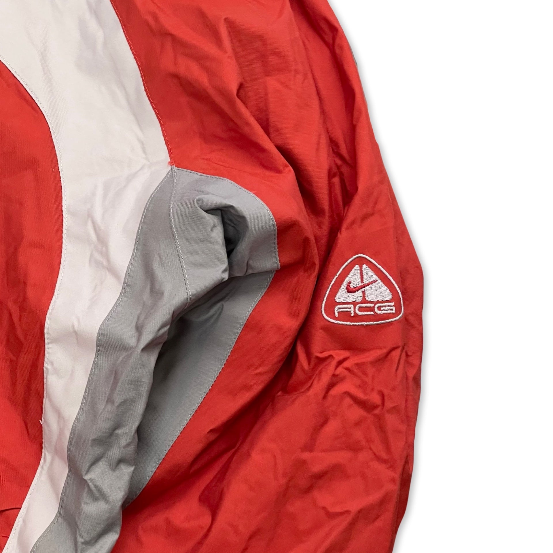 Vintage Nike ACG Jacket in red – Deadsea London