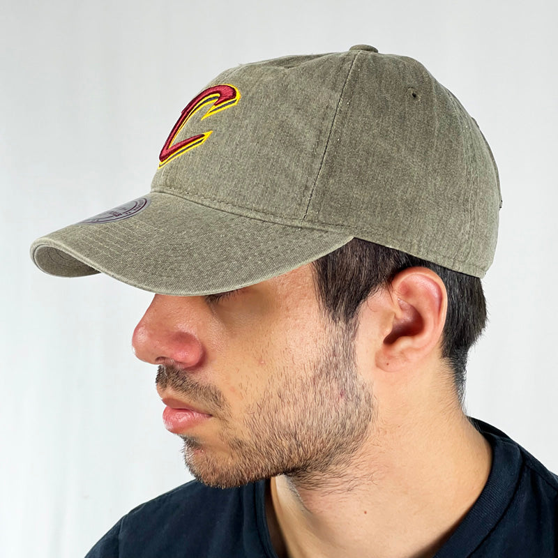Mitchell & Ness Cleveland Cavaliers Strapback Cap in Khaki | NBA Hats ...