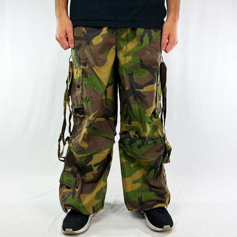 Vintage Criminal Damage Parachute Cargo Trousers in Camouflage Khaki ...